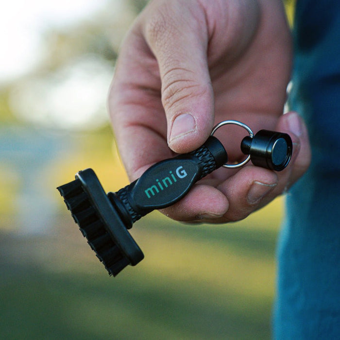 Grooveit miniG – Compact Dry Golf Club Cleaner with Magnetic Clip ...
